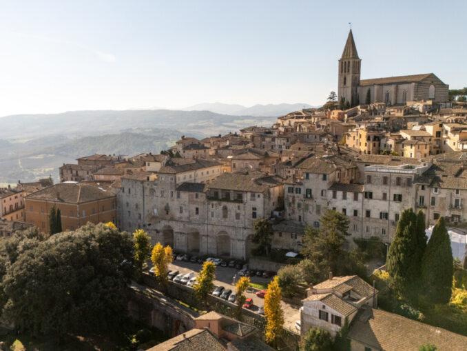 Todi: leader imprenditoriale in Umbria nel 2024